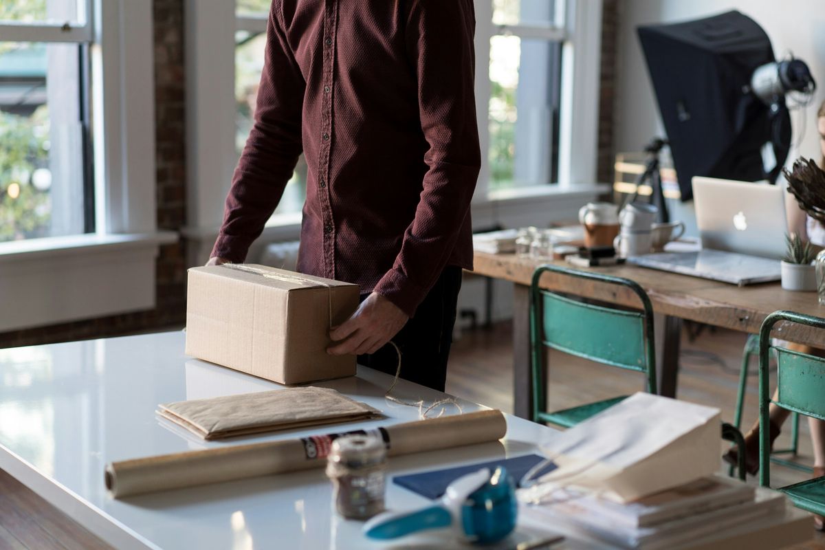 Automating Shopify Shipping & Tracking Updates Guide - Refindable Automating Shopify Shipping & Tracking Updates Guide - Refindable